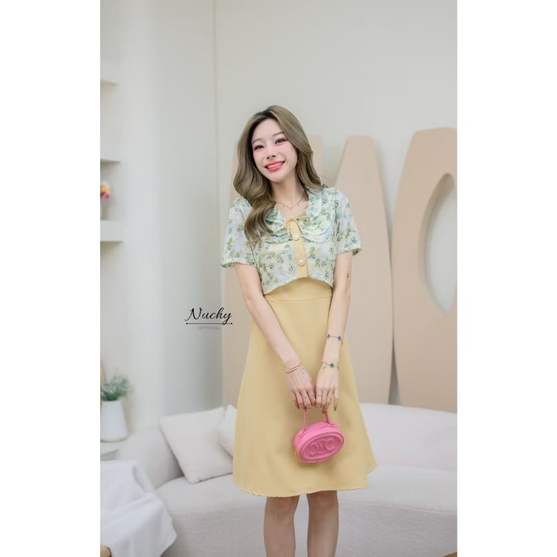 เดรสงานป้าย NUCHY สีเหลืองพาสเทล | Shopee Thailand