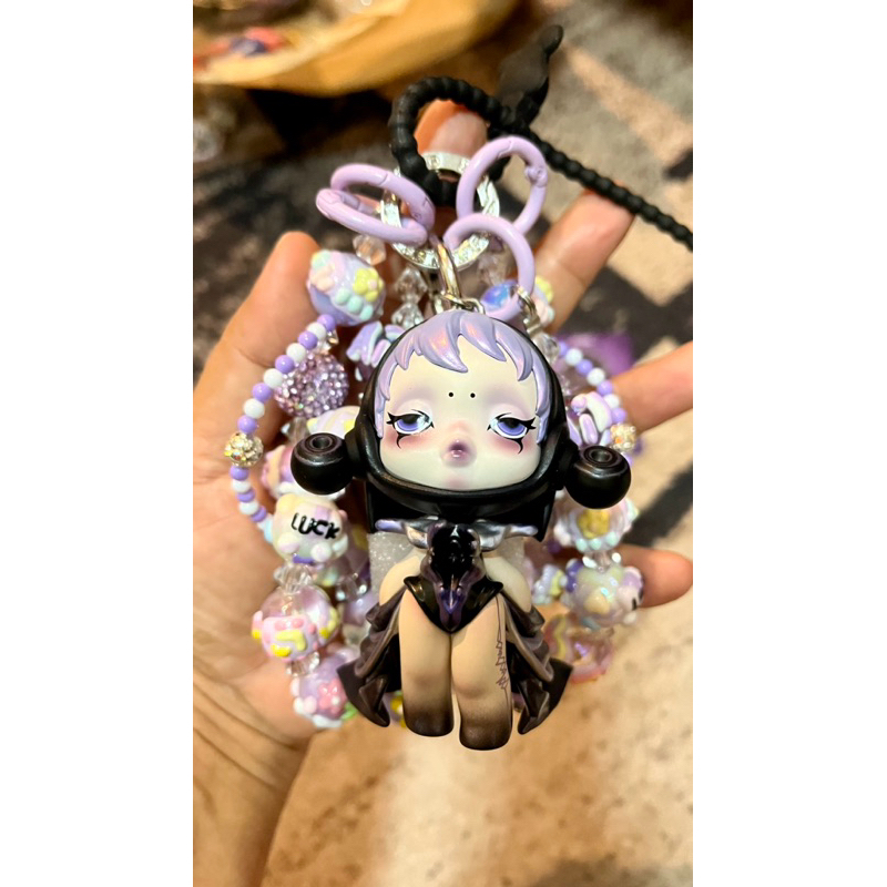 POP MART SKULLPANDA THE Grief ของแท้ 100% พร้อมพวงลูกปัด สวยมากๆๆ ...