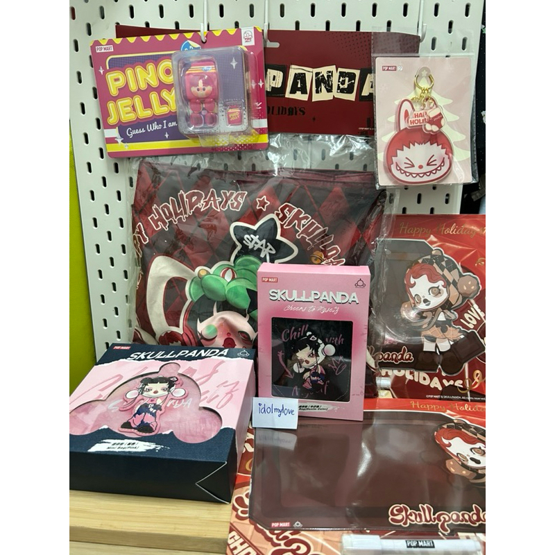กระเป๋า skullpanda / กระดานแมกเนท / ผ้าตกแต่ง christmas/ Labubu ลาบูบู้ ...