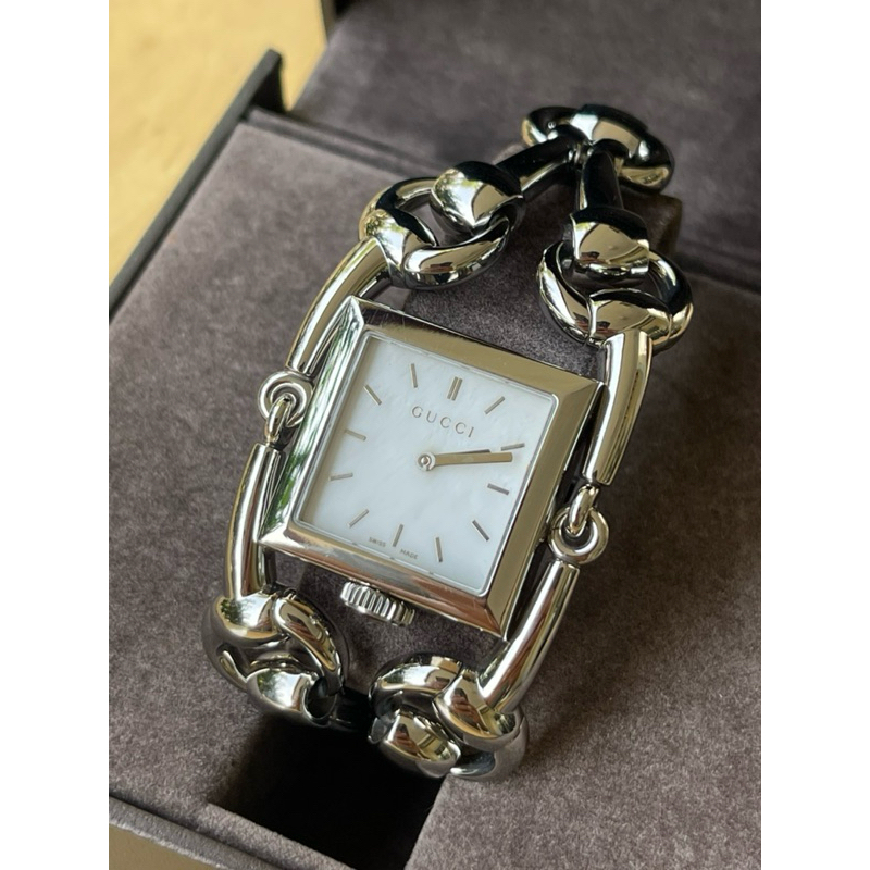 GUCCI Signoria 116.5 Stainless Steel Quartz Ladies Watch Silver White ...