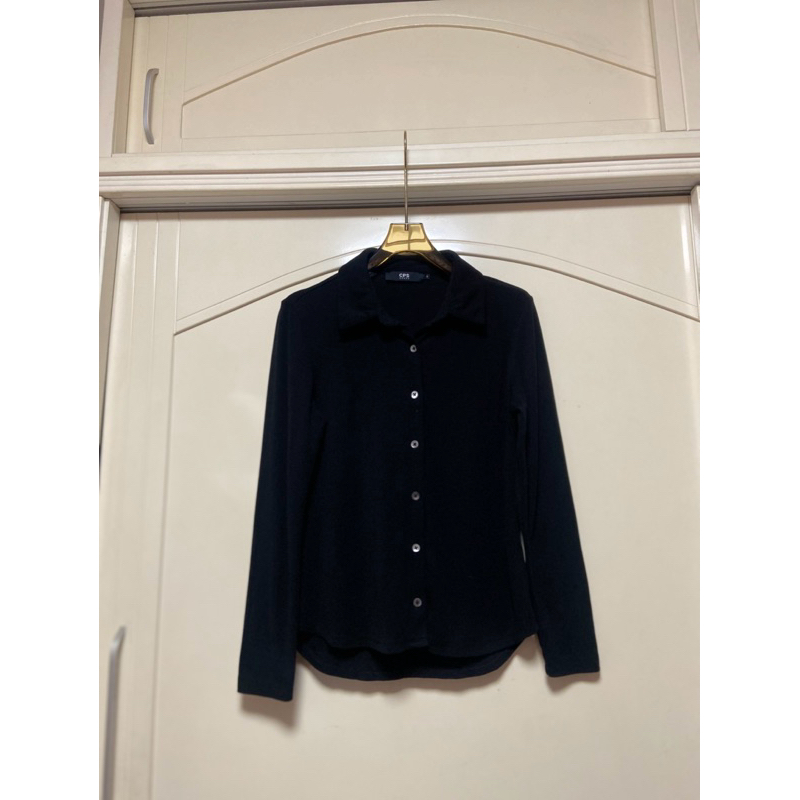 CPS brand Z.S เสื้อเชิ๊ตแขนยาว สีดำ รัดรูป ผ้าเด้งๆ คืองานจริงสวย สภาพ ...