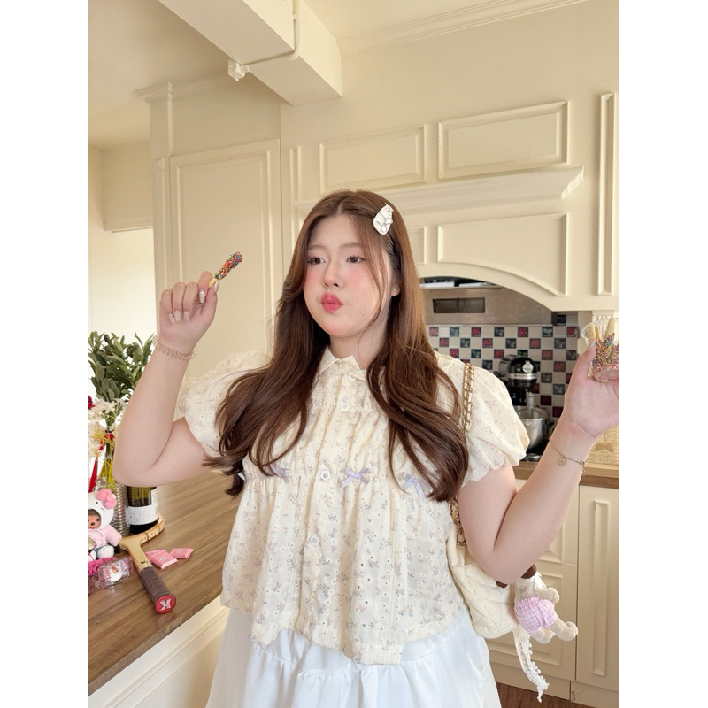 รีบกดจองให้ไวน่ารักเกิ้น*Wendy flower ruff top🤍🪻”เสื้อที่สาวอวบต้องมี ...