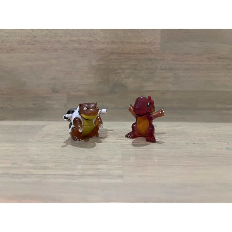 Pokemon Figure Vintage (Clear) - Blastoise/Charmander / โมเดลฟิกเกอร์ ...