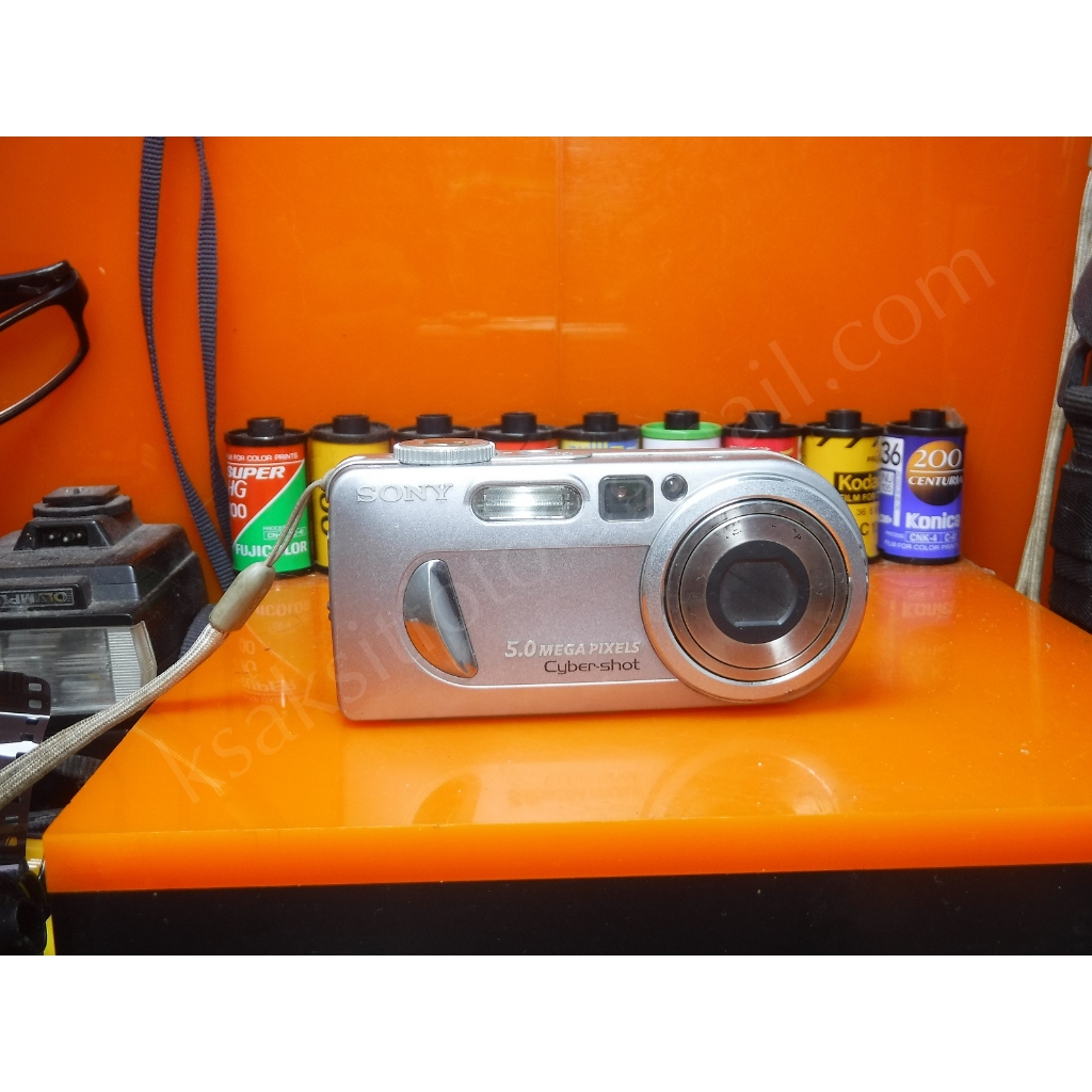 กล้องดิจิตอลคอมแพ็ค SONY CYBERSHOT DSC P10 | Shopee Thailand