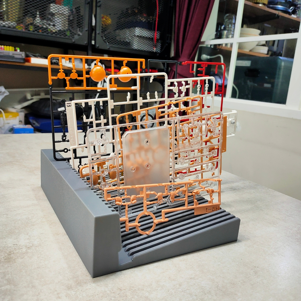 Gunpla Runner Stand ฐานวางแผงรันเนอร์ แผงต่อกันพลา GUNDAM 30 ช่อง [3D ...