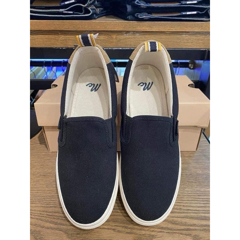 Mc Jeans รองเท้า slip on รุ่นฮิต แม็คแท้ 100% มี 3 สี มีครบไซส์ ...
