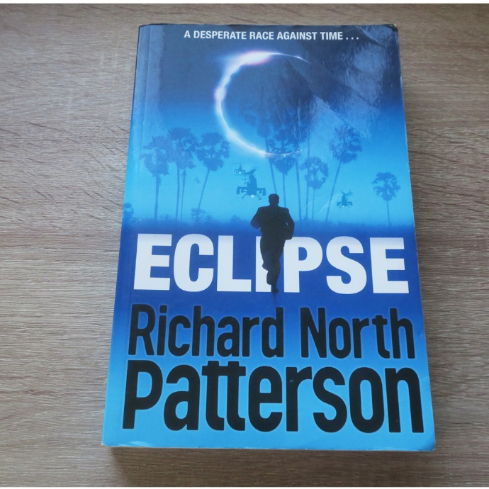 ECLIPSE - นิยายภาษาอังกฤษมือสอง | Shopee Thailand