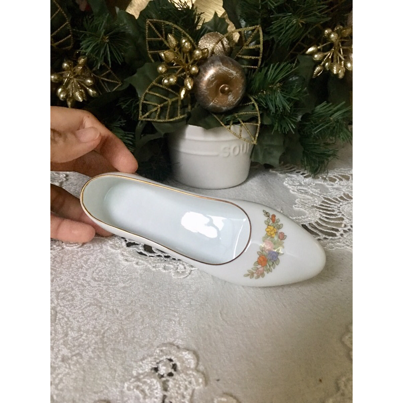 Avon Shoes Tray รุ่น Versailles Collection รองเท้าส้นสูงเซรามิกสำหรับ ...