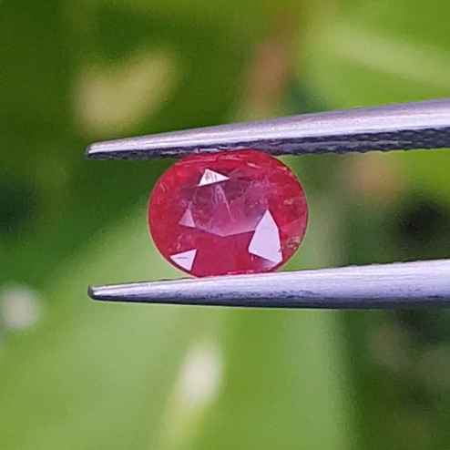 พลอย ทับทิม สยาม (Siam Ruby Sapphire) 0.85 กะรัต (Cts.) พลอยแท้ อัญมณี ...