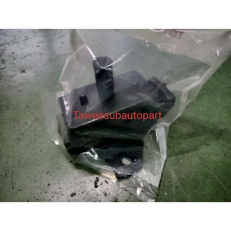 ยางแท่นเครื่อง ข้างขวา TOYOTA REVO 12361-0L020 | Shopee Thailand