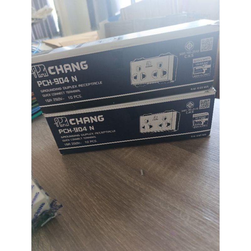 ปลั๊กกราวด์คู่เสียบขากลมแบน ช้าง PCH-904N | Shopee Thailand