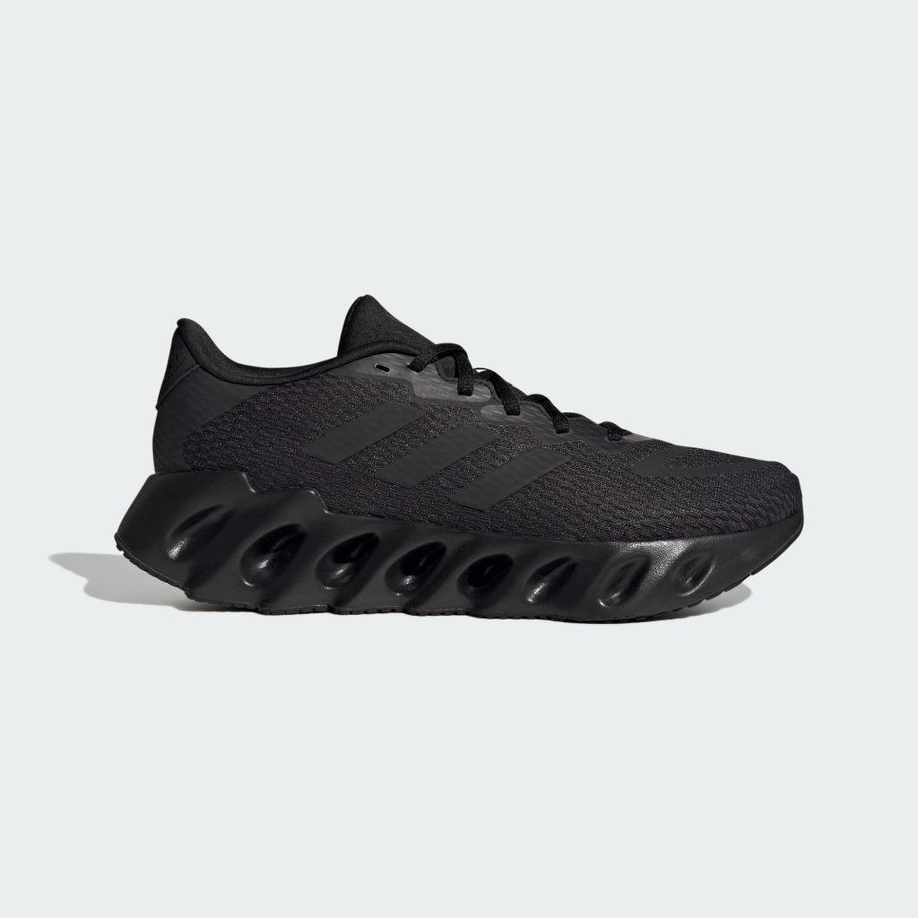 Adidas รองเท้าวิ่งผู้ชาย Switch Run | Core Black/Core Black/Carbon ...