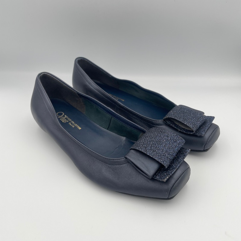 รองเท้าคัทชูส้นเตี้ยสีกรม Eizo Collection Size 39 *สินค้ามือสองจาก ...