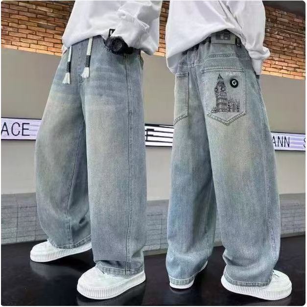 130-160cm กางเกงยีนส์เด็กผู้ชาย เย็บปักถักร้อยหอคอยเหล็ก หลวม หล่อ เจ๋ง ...