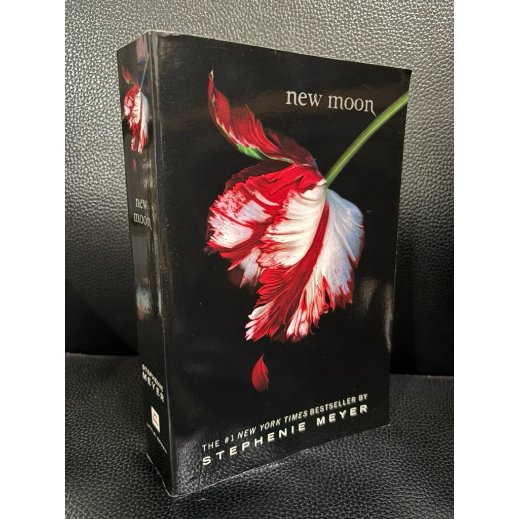 (หนังสือภาษาอังกฤษพร้อมส่ง)new moon STEPHENIE MEYER (T1) | Shopee Thailand