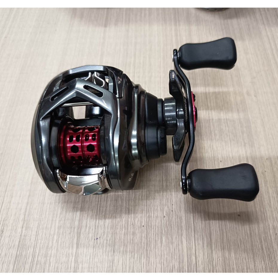 Daiwa Alphas Air TW 8.6R ปี20 หมุนขวา รอกตกปลามือสองจากญี่ปุ่น | Shopee Thailand
