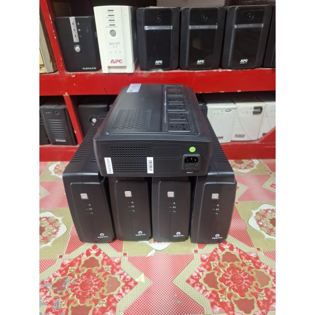 UPS VERTIV 1000VA/600W เครื่องมือสอง เครื่องเปล่าไม่มีแบต ใช้แบตเตอรี่12v7ah เทสให้ก่อนส่งทุก ...