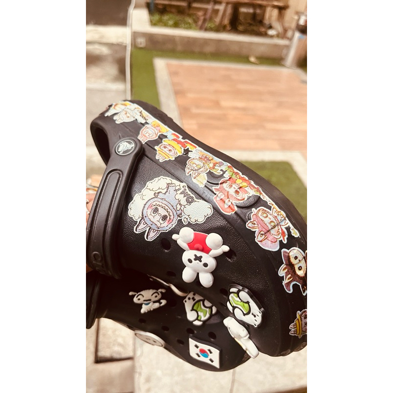 รองแท้าแตะ Crocs X Labubu ลาบูบู้ | Shopee Thailand