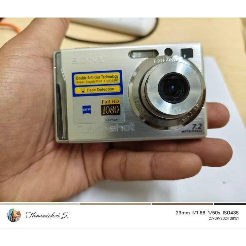 กล้องดิจิตอล Sony w80 ใช้งานได้ตำหนิร่องรอยการใช้งานครับ กับหน้าจอย่น ...