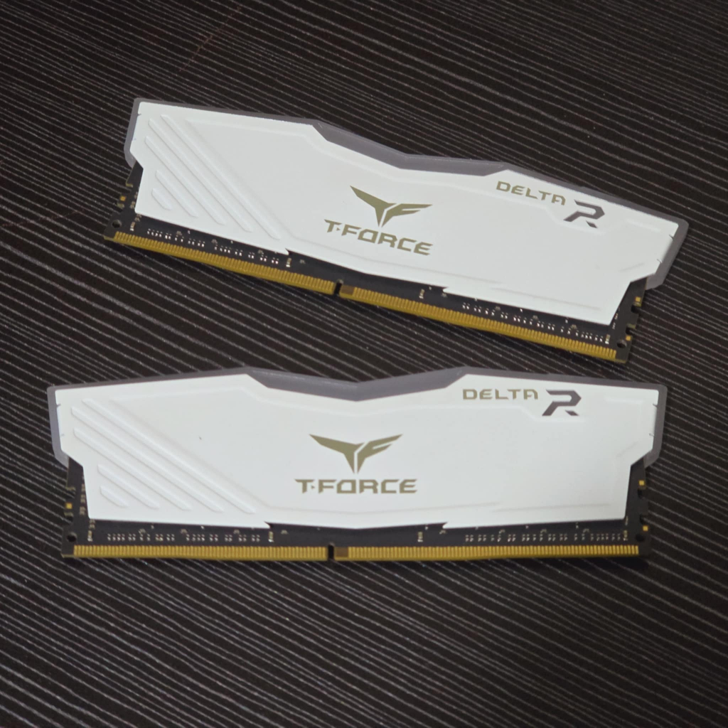 แรมพีซี RAM 32GB (16GBx2) DDR4 3600MHz RAM (หน่วยความจำ) Team Delta RGB ...