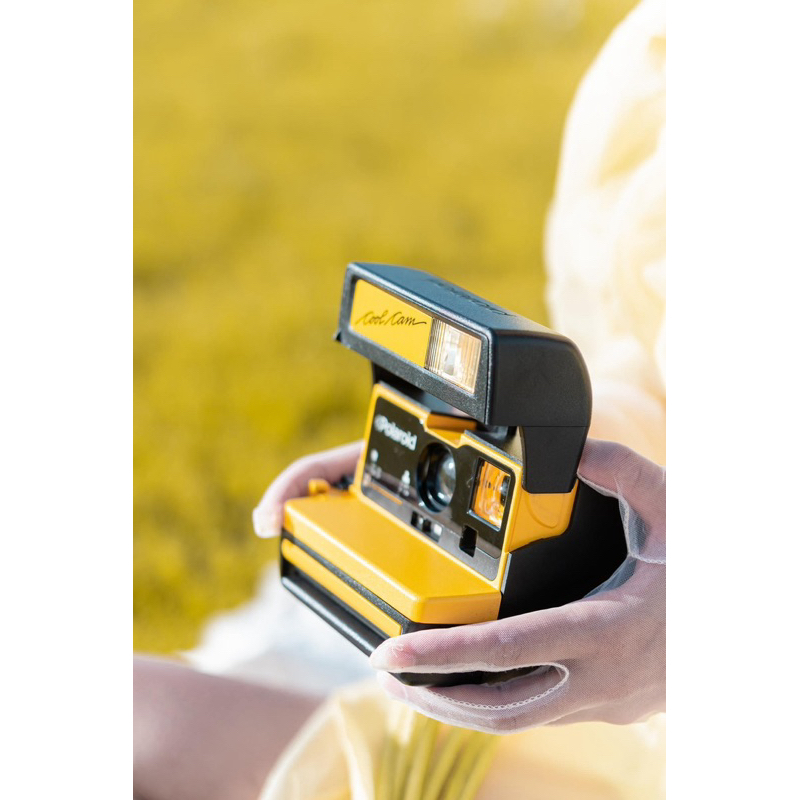 Polaroid กล้องอินสแตนท์พับได้กล้อง Polaroid รุ่น:Cool Cam Yellow มีแฟลช ...