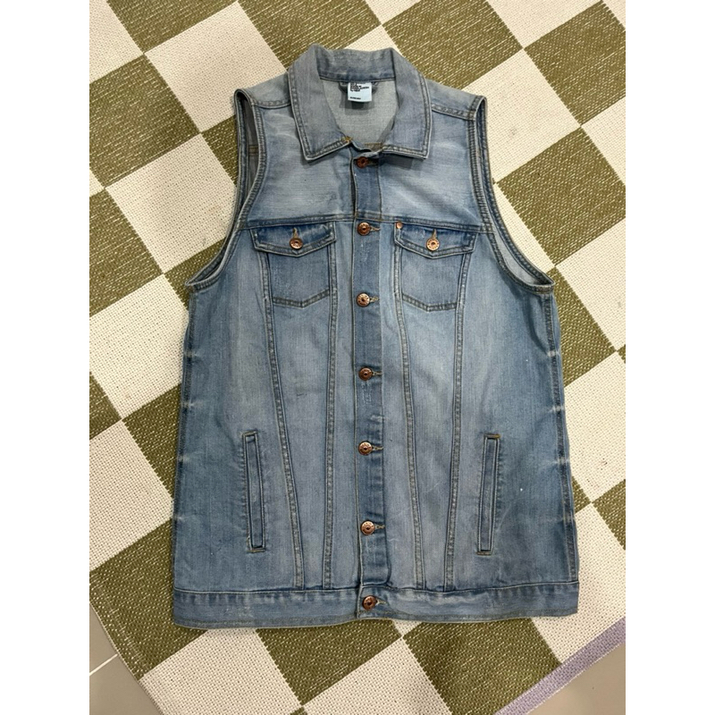 เสื้อแจ็คเกตแขนกุดยีนส์ ยี่ห้อ H&M ขนาด EUR38 | Shopee Thailand