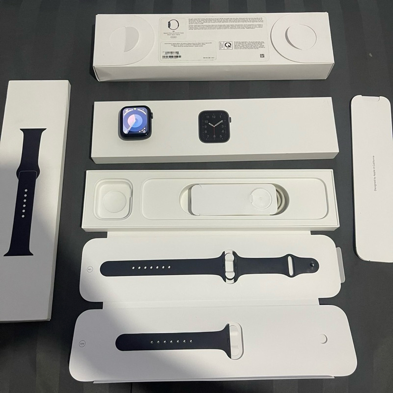 Watch SE1 44mm gps อุปกรณ์ครบกล่อง | Shopee Thailand