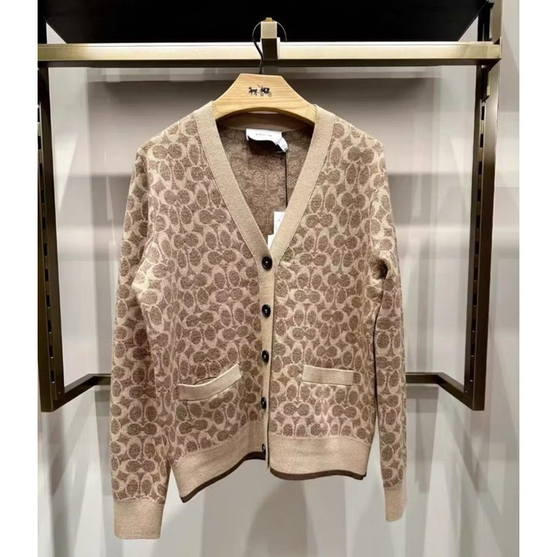 คาดิแกน COACH Signature Logo classic Cardigan เสื้อคลุมไหมพรมอย่างดี ...