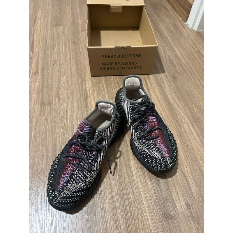 YEEZY BOOST 350 V2 sz: 7 UK Made in china ผ่านการใช้งานแล้ว สภาพตามภาพ ...
