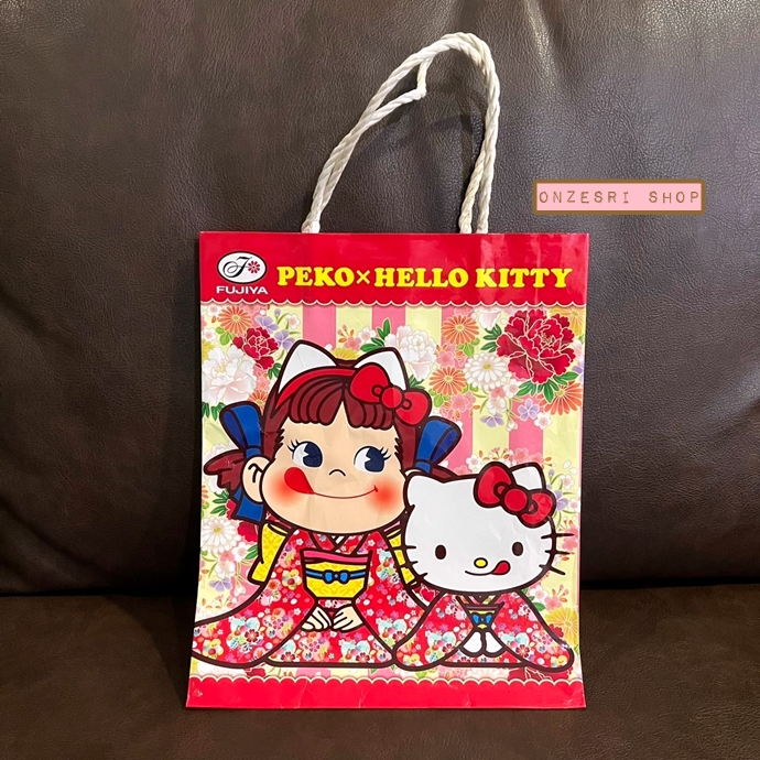 ถุงกระดาษสายเชือก Fujiya Peko Milky x Hello Kitty จาก Sanrio Japan ปี 2014 * ของสะสม มีตำหนิ ...