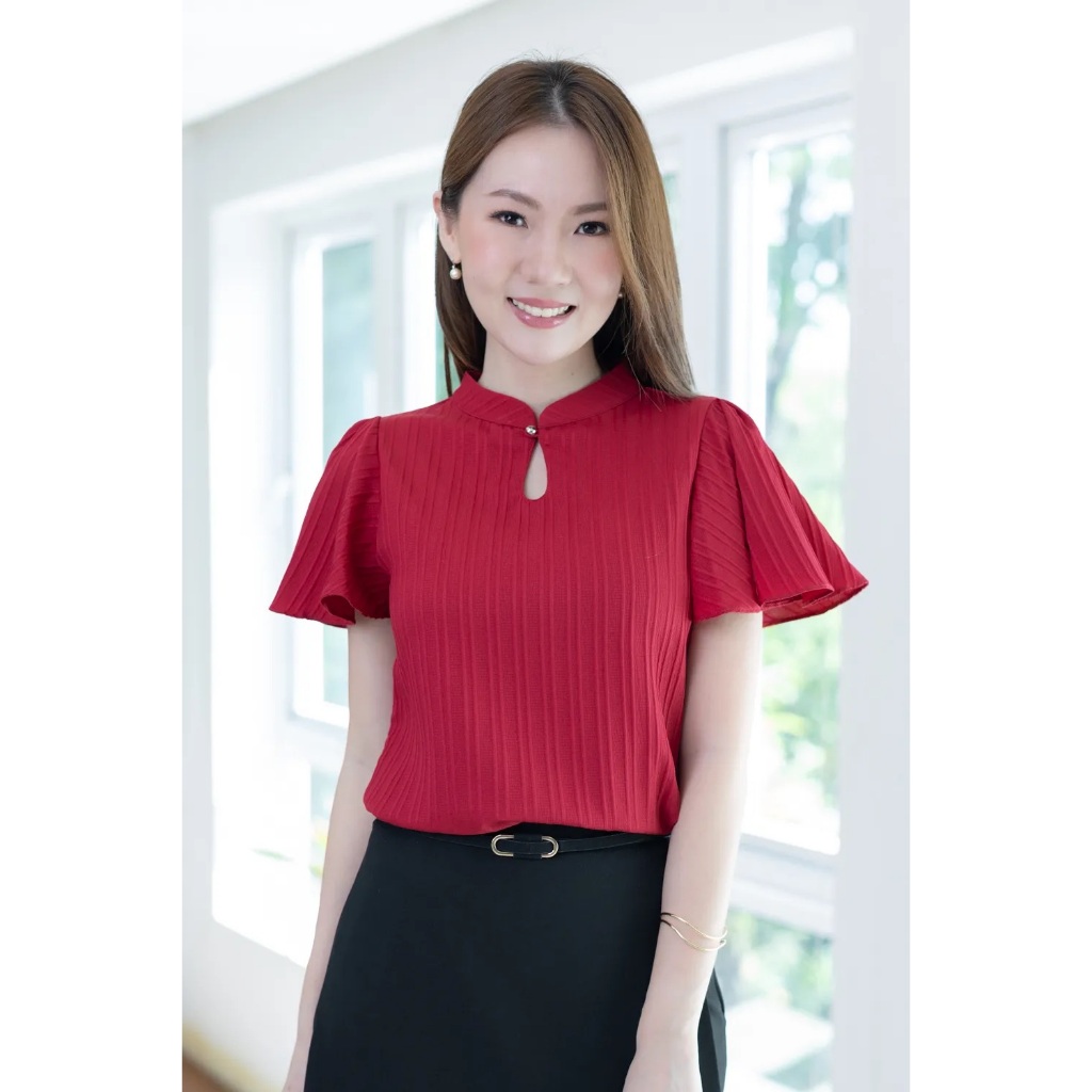 Narinari : MT5941 Front Keyhole Butterfly Sleeve Blouse เสื้อแขนผีเสื้อ ผ้าอัดลายริ้ว | Shopee ...