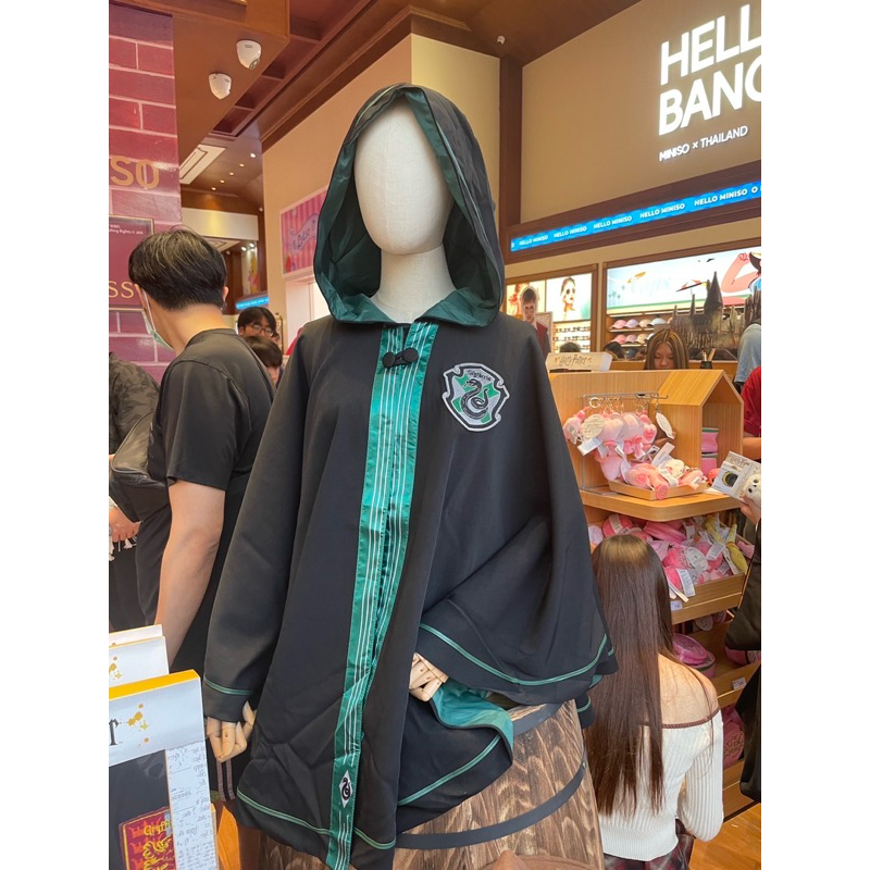 Harry potter slytherin cloak miniso แฮร์รี่พอตเตอร์ ชุดเสื้อคลุม บ้านสล ...