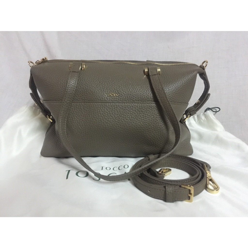 กระเป๋าสะพายข้างหนังแท้ Tocco Toscano | Shopee Thailand