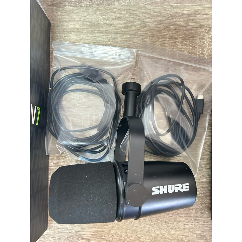 ไมค์ Shure MV7 มือสอง (ของแท้) ประกันร้านมหาจักร | Shopee Thailand