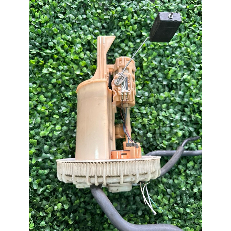 ปั๊มติ๊ก Yaris 2014-2018 Fuel Pump engine 3NR toyota | Shopee Thailand