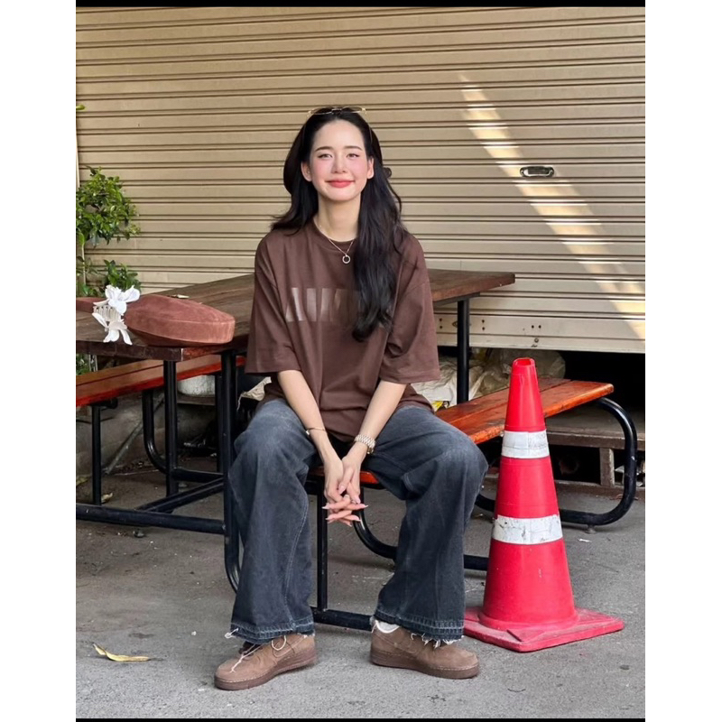 AIMER - AIMER Logo T-Shirt Tone on Tone เสื้อยืดโอเวอร์ไซส์ สกรีนลาย ...