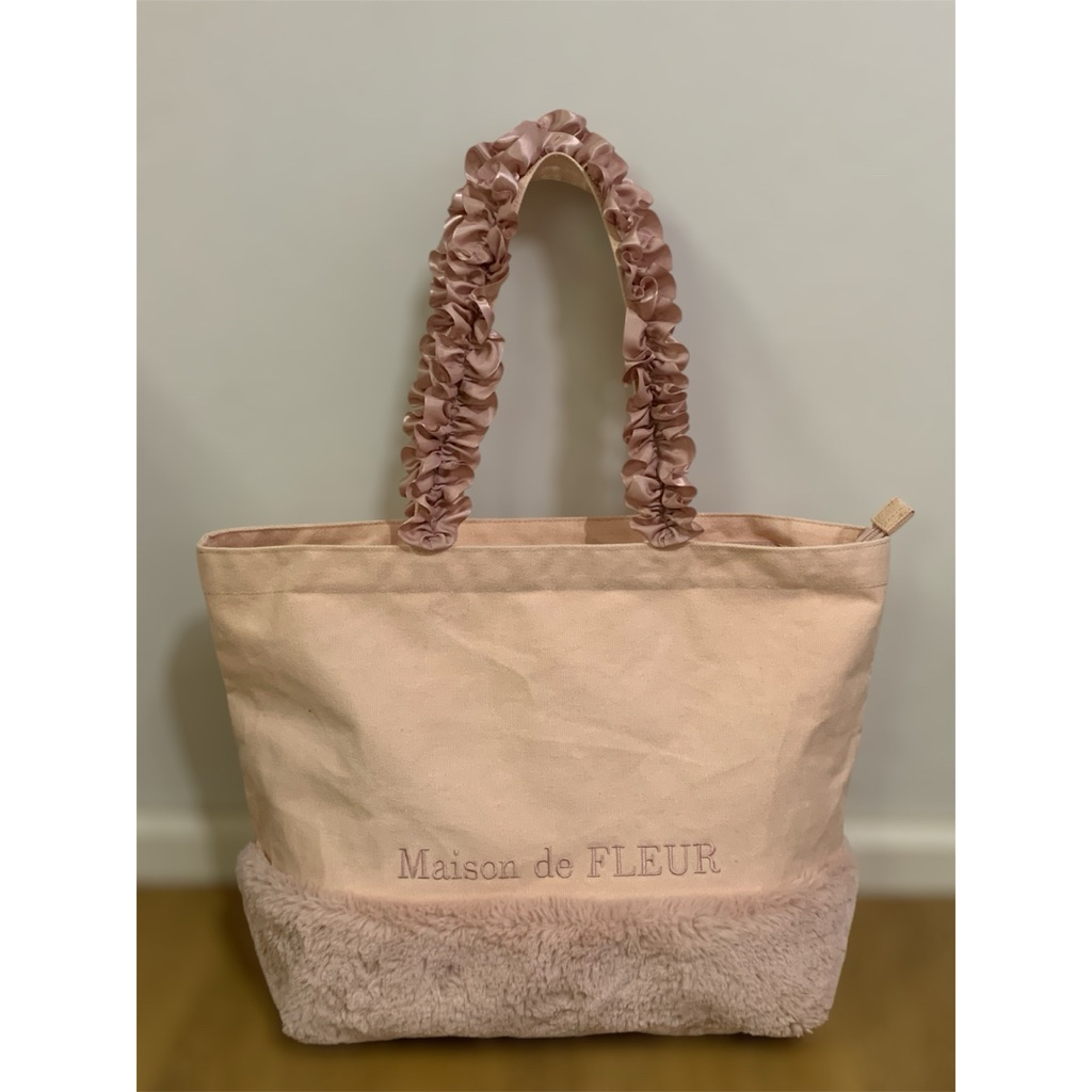 Maison de FLEUR fur tote ใบใหญ่ แบบสวย สภาพดี | Shopee Thailand
