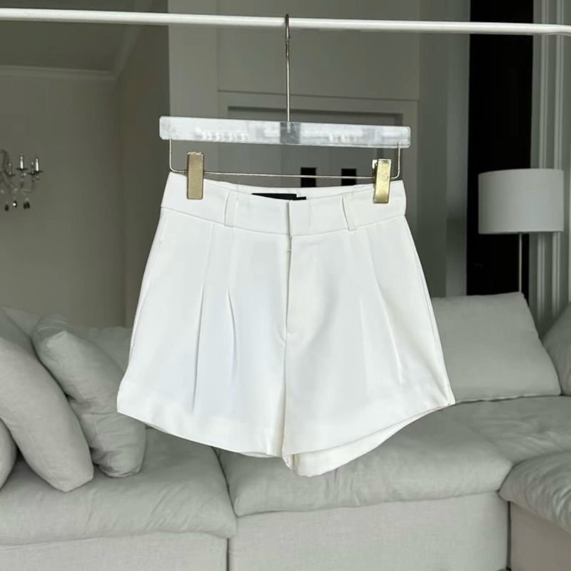 พร้อมส่ง กางเกงขาสั้นบาร์บี้สีพื้น PROMTHONG BKK สีขาว size L | Shopee ...