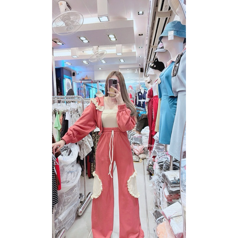 Phapassz - เซท 3 ชิ้น เสื้อคลุมฮู้ดแต่งระบายมาพร้อมเกาะอก คู่กับกางเกงขายาว แต่งหัวใจ สปอร์ตเก ...