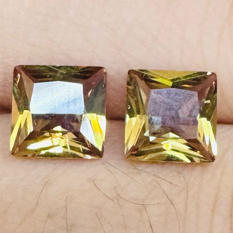 พลอย Diaspore Zultanite พร้อมส่ง Priness Cut พลอยสังเคราะห์ เปลี่ยนสี ...