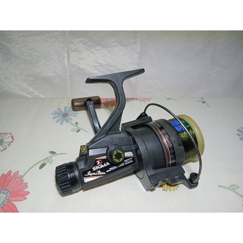 รอกสปินนิ่ง Shakespeare SIGMA 2500-060 SupraTitan รอกตกปลามือสอง รอก ...
