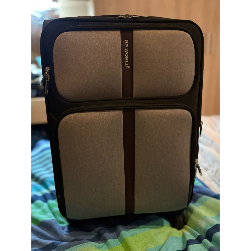 BP World luggage size 24-26 นิ้ว สีดำ กระเป๋าเดินทางล้อลากแบบผ้า ซิป2 ...