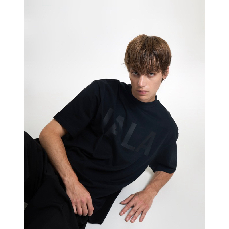 IALA - IALA Logo T-Shirt Oversized All Black | Shopee Thailand