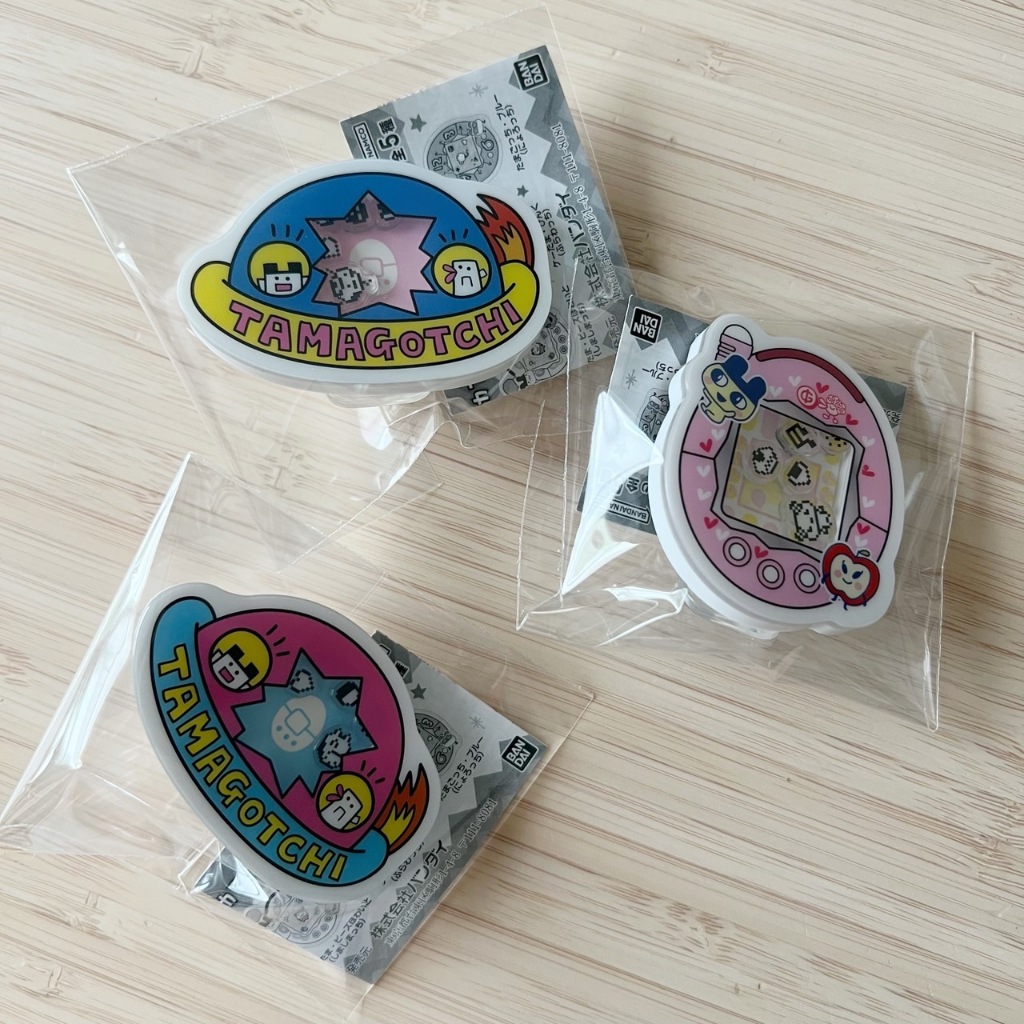 กาชาปอง ตัวหนีบ #tamagotchi #tamagot #japan ด้านในเป็นอะคลิริกเล็กๆ ...
