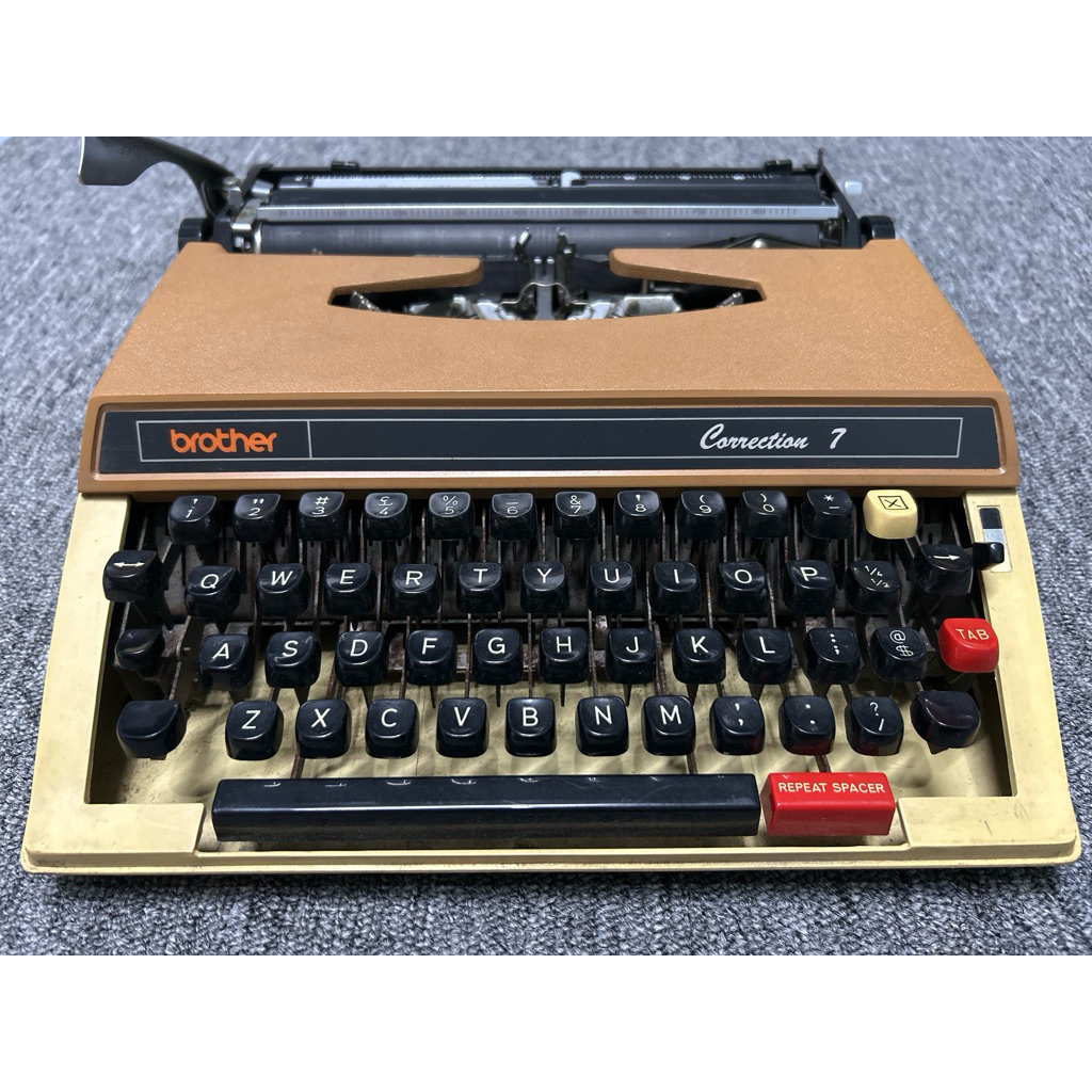 เครื่องพิมพ์ดีดภาษาอังกฤษ BROTHER Correction 7 Typewriter Brother ...