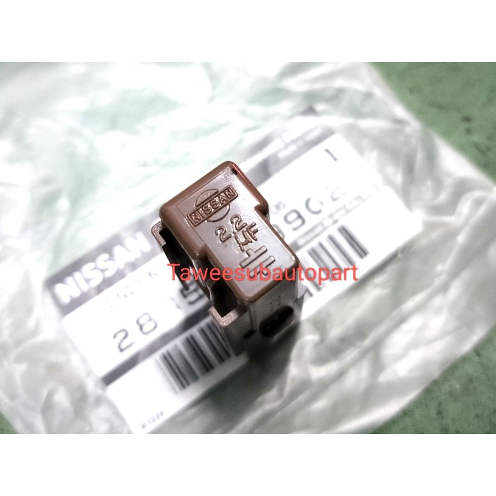 คอนเดนเซอร์คอยล์จุดระเบิดแท้ NISSAN D40 C11 J31 A32 2.2 28351-89902 ...