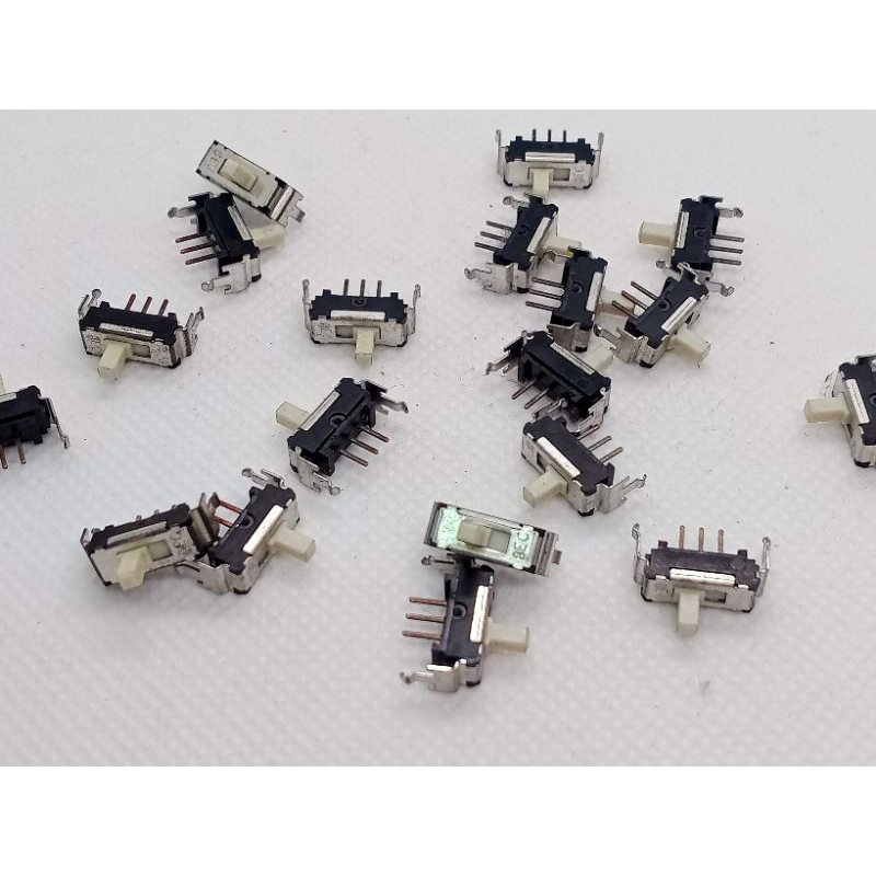 (แพ็ค 10ตัว) สวิทช์เลื่อนสลับ ซ้าย-ขวา สวิทช์แนวตั้ง 3ขา ขนาด5×13.2× ...