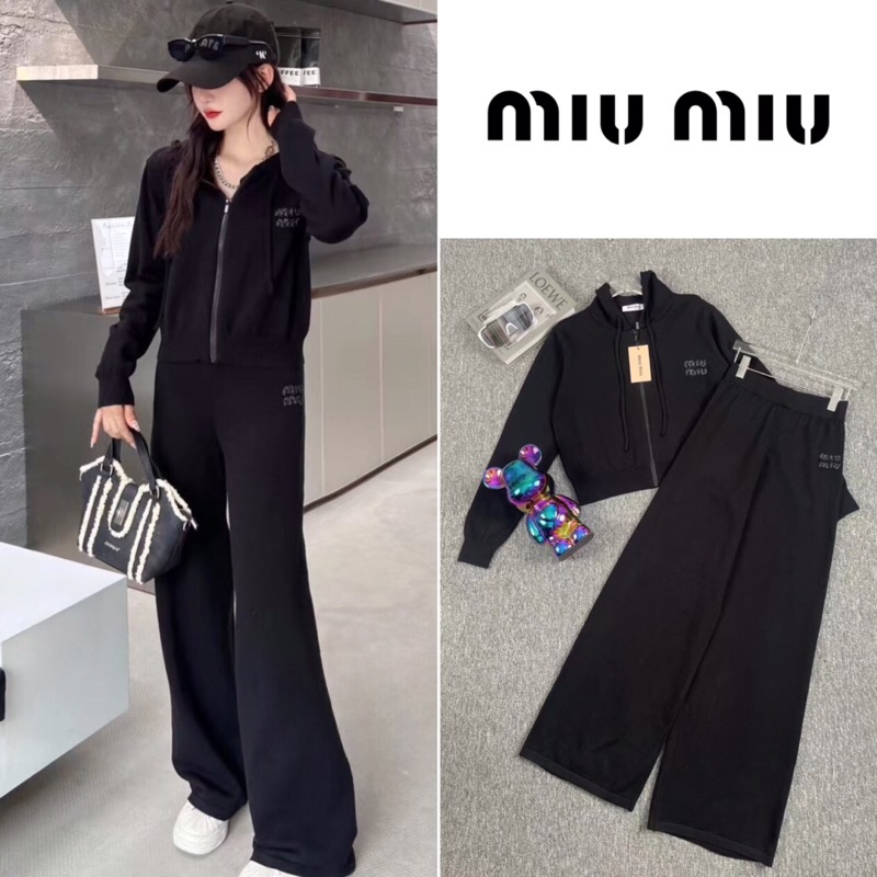 ชุดเซ็ตเสื้อคาดิแกน Miu Miu Hoodie Cardigan Set (สีดำ) | Shopee Thailand