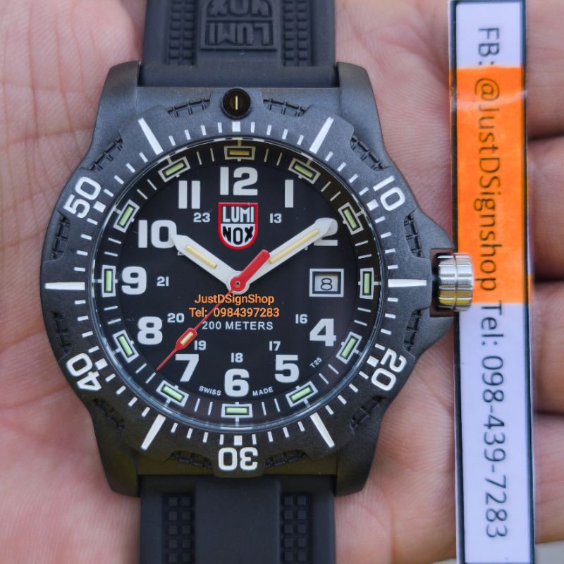 Luminox 8881 Black Ops กระจกแซฟไฟร์ มือ2 สภาพของใหม่ ไร้ร่อยรอยใช้งาน ...