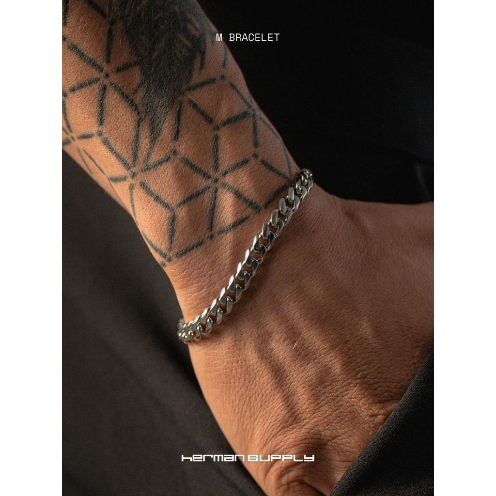 HERMAN SUPPLY - M Bracelet สร้อยข้อมือ สแตนเลส แนวมินิมอล 7MM | Shopee ...